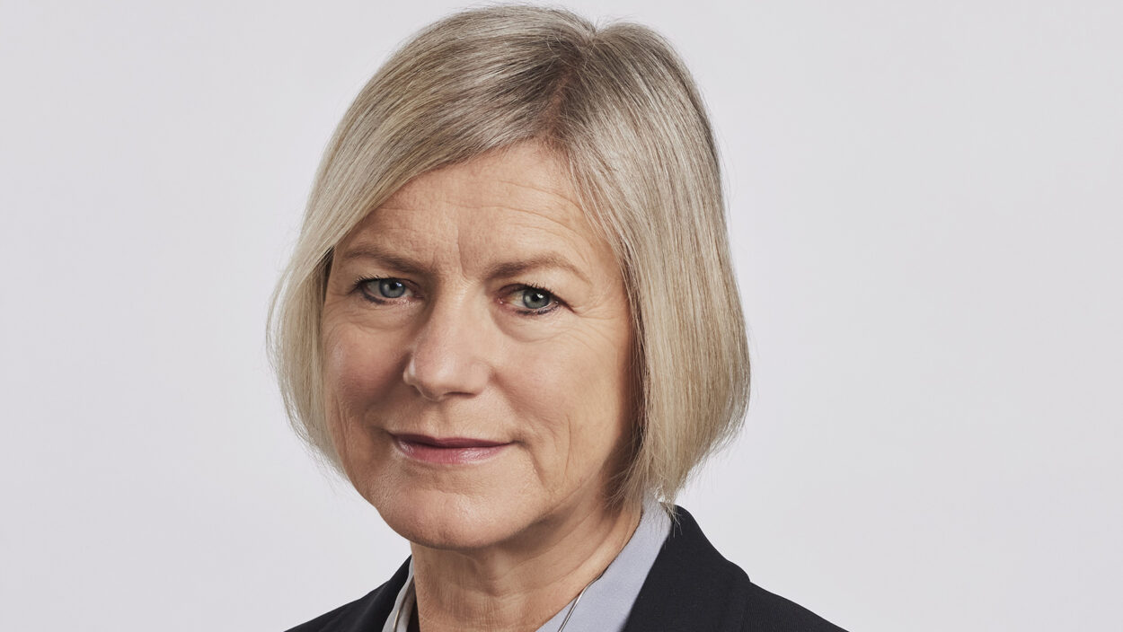 Prof Dame Sara Thornton - Modern Slavery: Hidden in Plain Sight (Ben ...